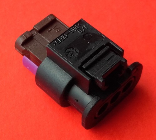 VAG 4H0973703A Flachkontaktgehäuse 3-poliger Buchse Stecker versiegelt ...