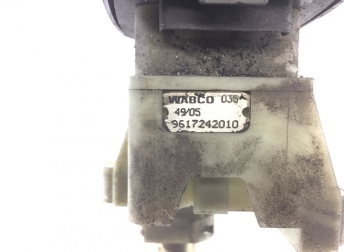 1882112 Parking Brake Valve SCANIA P, G, R, T series, F, K, N - series ...