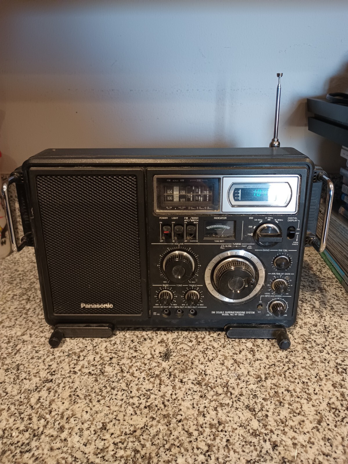 Panasonic 6BAND FM/LW/MW/SW1-3 Receiver ,Model No RF-2900, Excellent ...