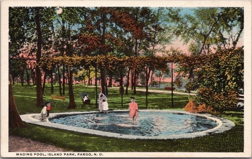 1920s FARGO, North Dakota Postcard "Wading Pool, ISLAND PARK" Bloom ...