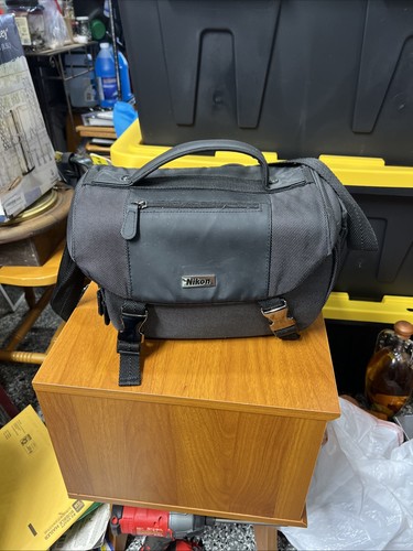 Nikon Camera Bag Carry Case Padded DSLR Digital Camera Shoulder Strap ...