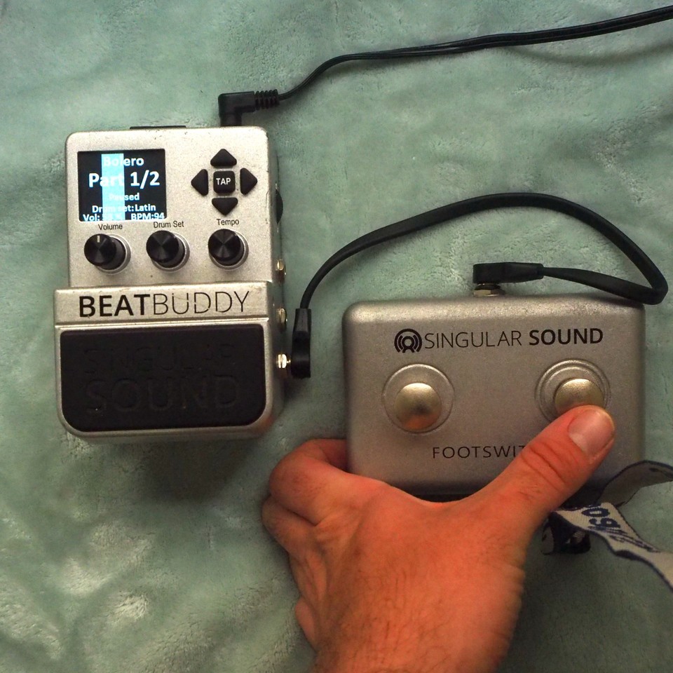 Singular Sound BeatBuddy Drum Machine Pedal with Footswitch Accessory ...