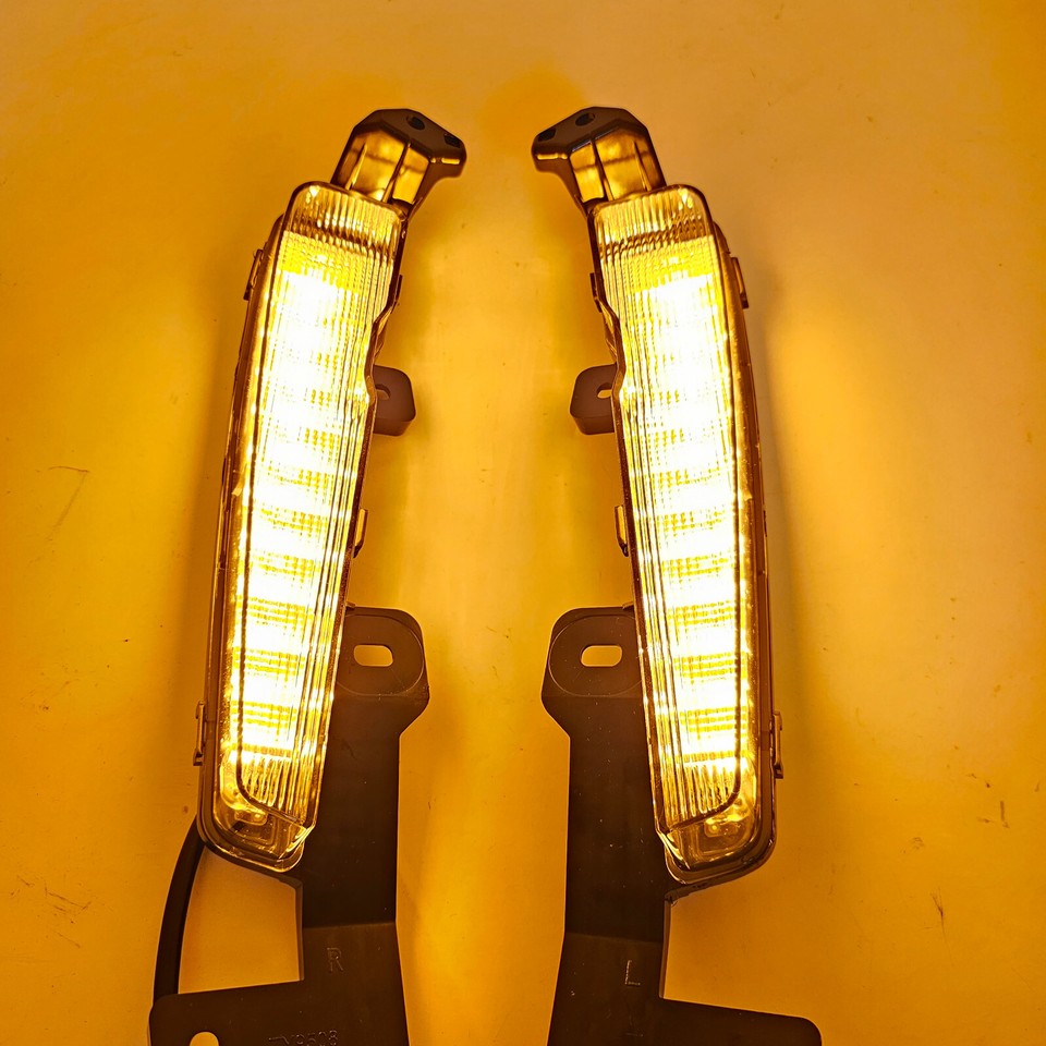 For 2019-2022 Prius LED Fog Light w/ Dual Color DRL Signal Silver Bezel ...