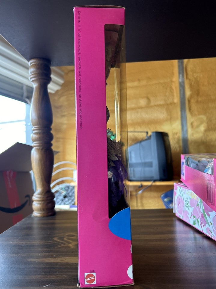 Ice Capades Barbie Doll w/ Pretty Practice Suit & Skirt #9847 Mattel ...