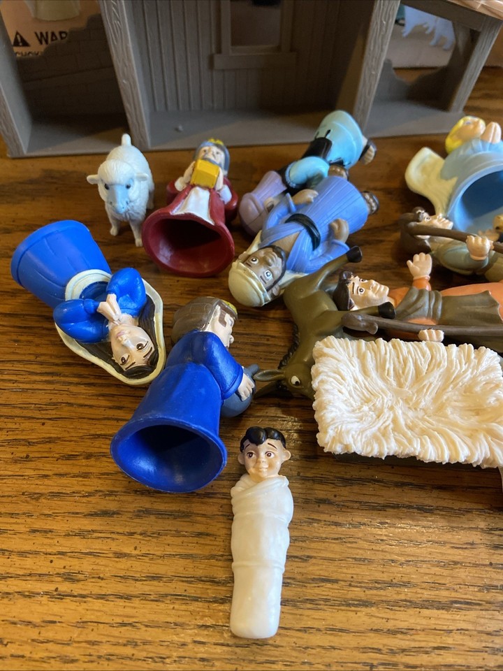 Bible Toys Nativity Set Figures Manger Stable Jesus 18 Piece Christmas ...
