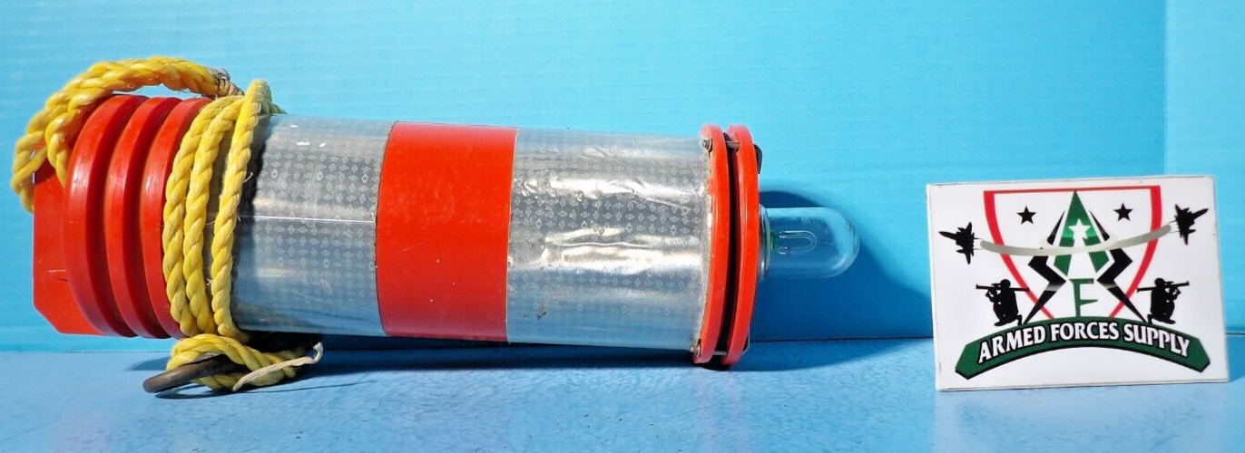 SM-2 BUOY LIGHT SOLAS ACR CREW OVERBOARD DISTRESS MARKER LIGHT 3940.1 ...