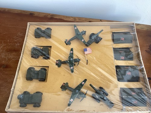 WWII Toy Jaymar Midgies Mobile Army toy military set 1940s | eBay