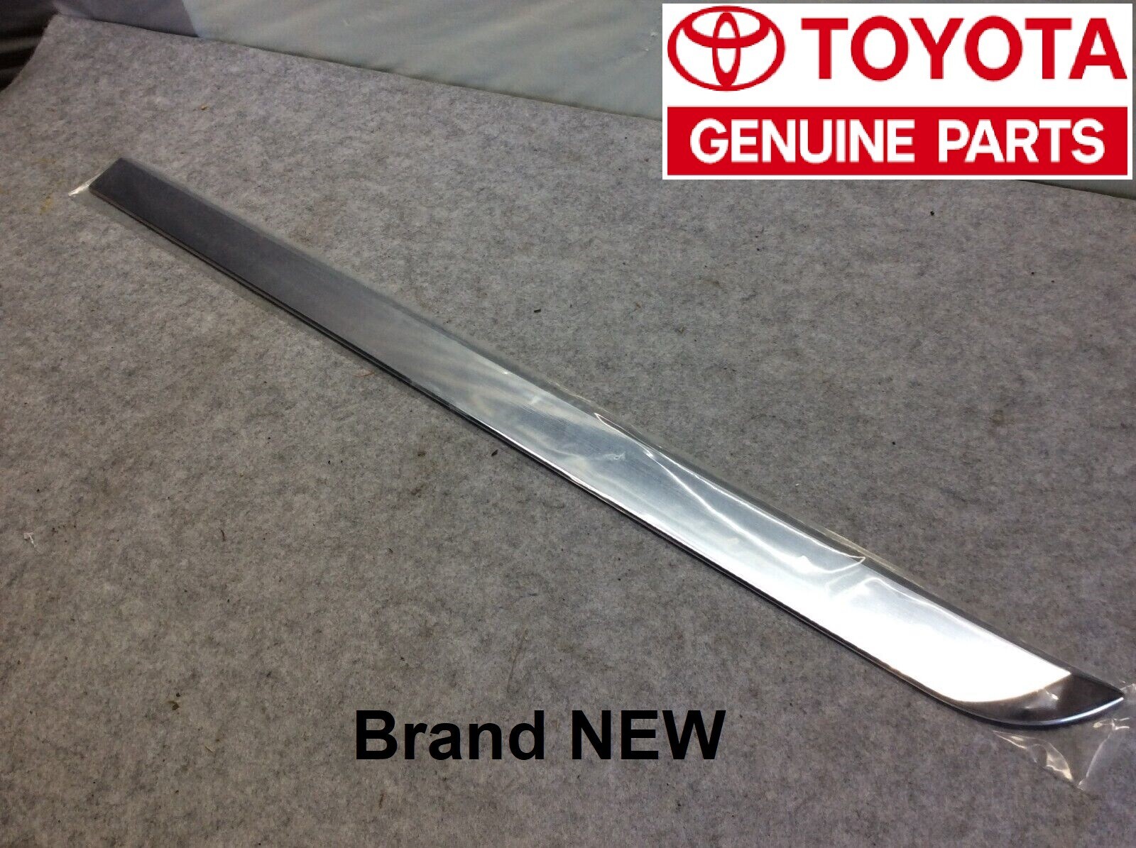 2011 - 2018 OEM Toyota Sienna Driver Side Front Door Lower Chrome ...