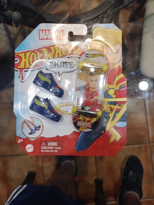 Hot Wheels Skate Marvel Captain Marvel Finger Board With Shoes New | eBay