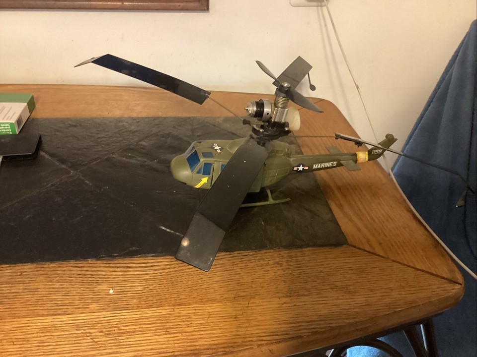 COX Attack Cobra Free Flight Helicopter U.S.M.C Marines Engine Turns ...