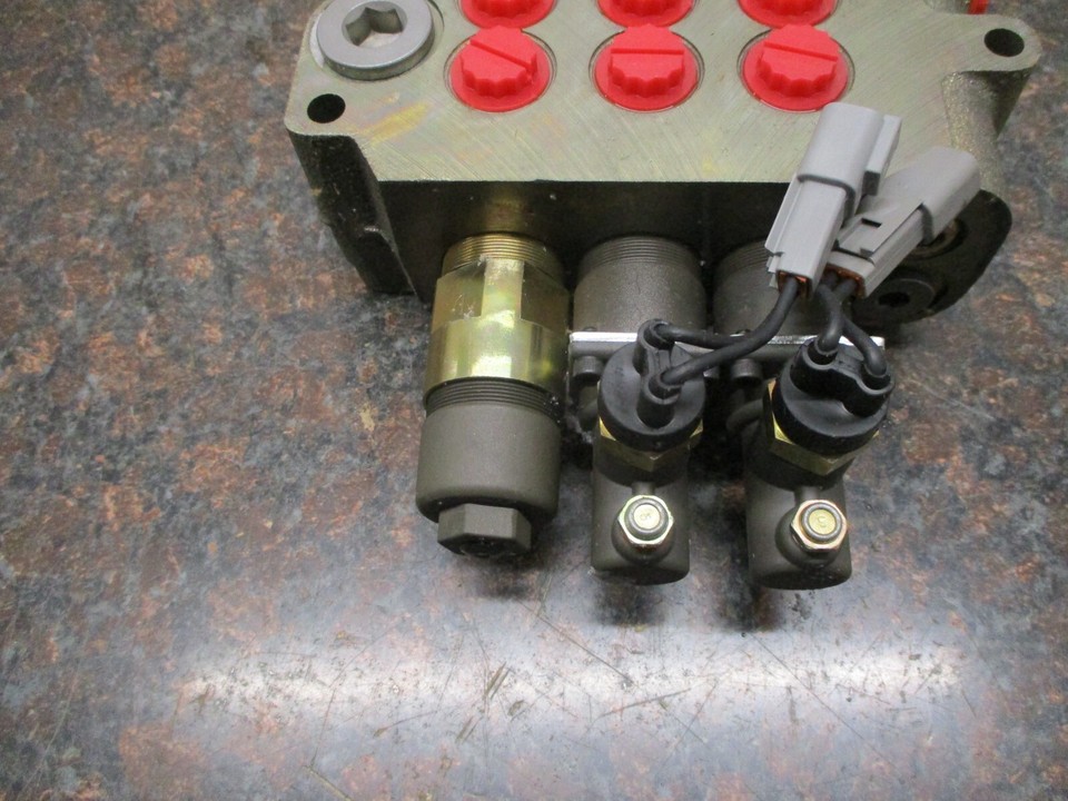 PARKER ALTEC 990860065 PIOLT OPERATED HYDRAULIC CONTROL 3 SPOOL VALVE ...