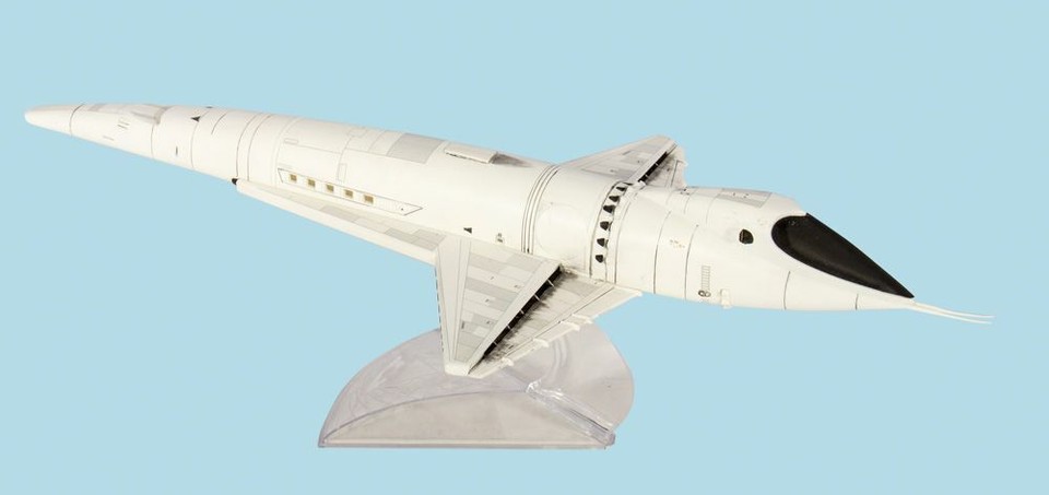 2001 A Space Odyssey - Space Clipper Orion Ship Model Kit Moebius ...
