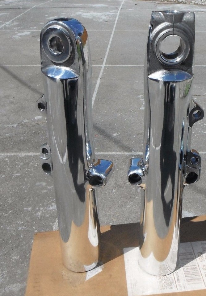 Harley lower legs front forks ROAD GLIDE POLISHED NO EXCHANGE 2014-2023 ...