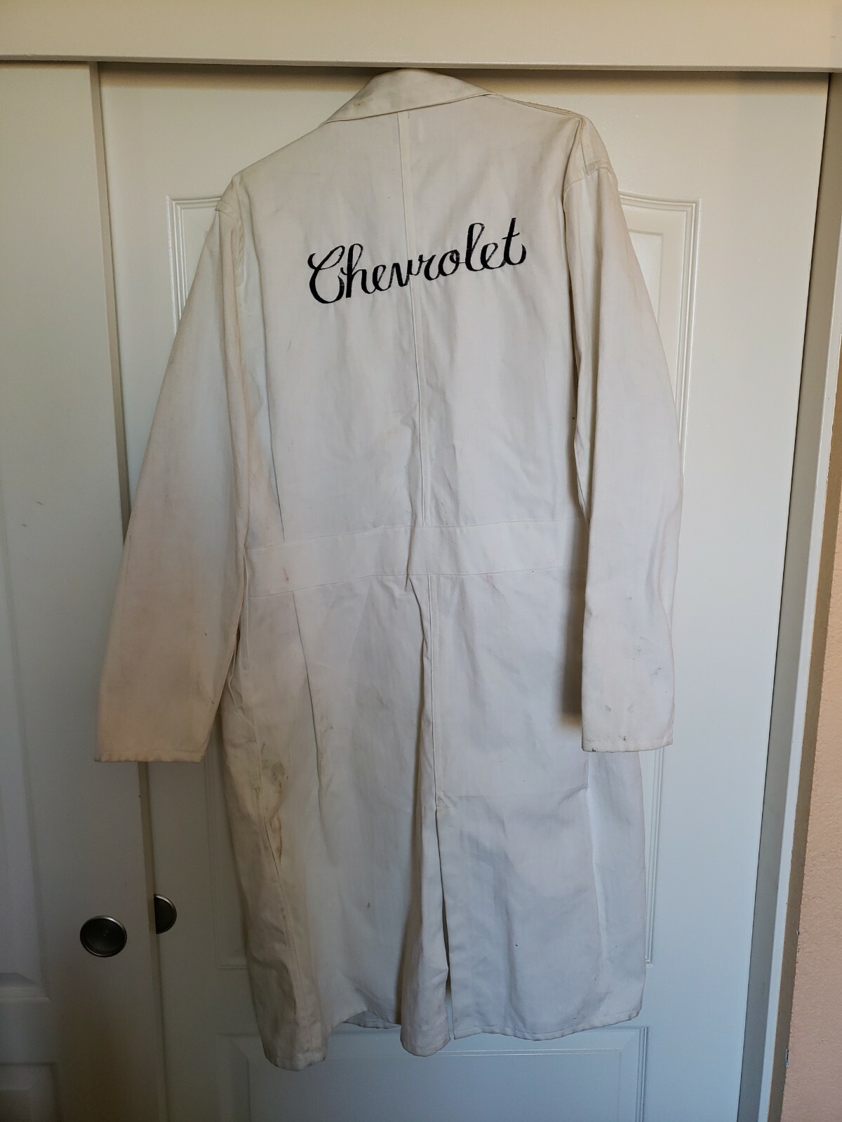 Chevrolet Coat Lab Mechanic Dealer Dealership White Vintage Technician ...