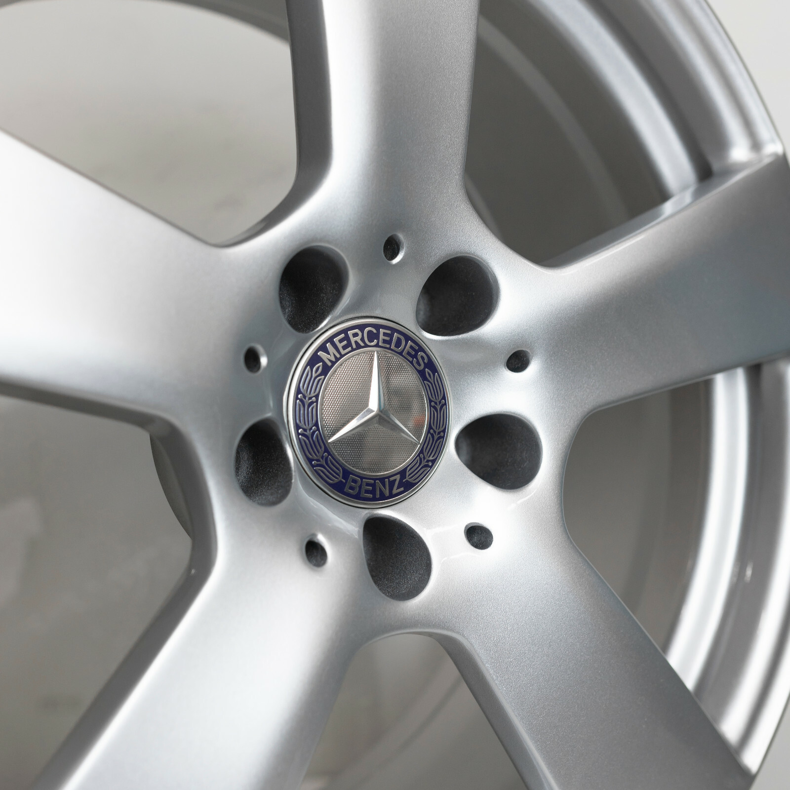 Wheel Rim 18x8.5 Alloy 5 Spoke 2074010502 Fits 11 12 13 MERCEDES BENZ ...