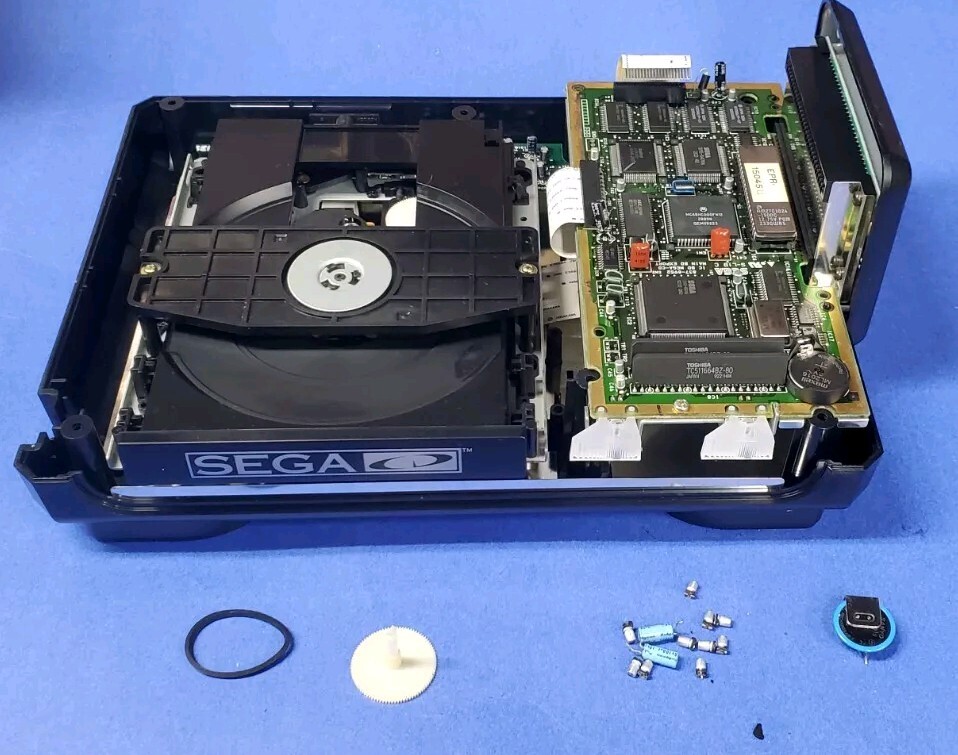 Sega CD Model 1 MK-1690 Console & Sega Genesis Mk-1601 SET W/Bios CPLT ...