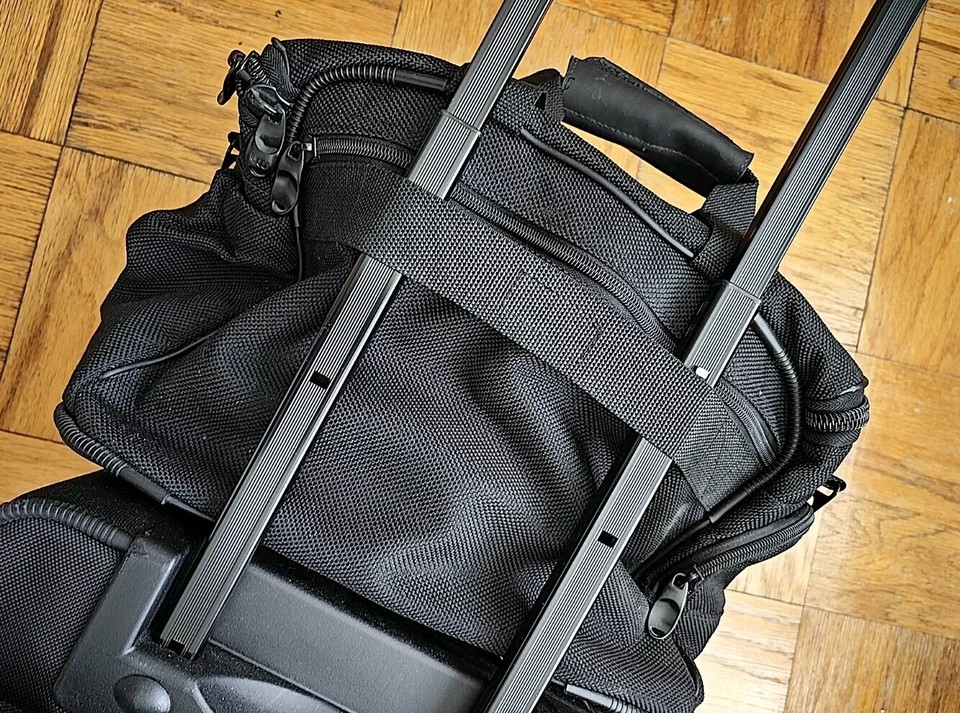 Pre-owned CREWE Black Cabin Crew Bag Fits Onto Rolling Luggage ...
