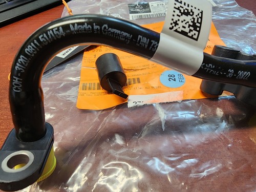 MERCEDES-BENZ A2782001400 Turbocharger Coolant Hose W212 CLS C218 ...