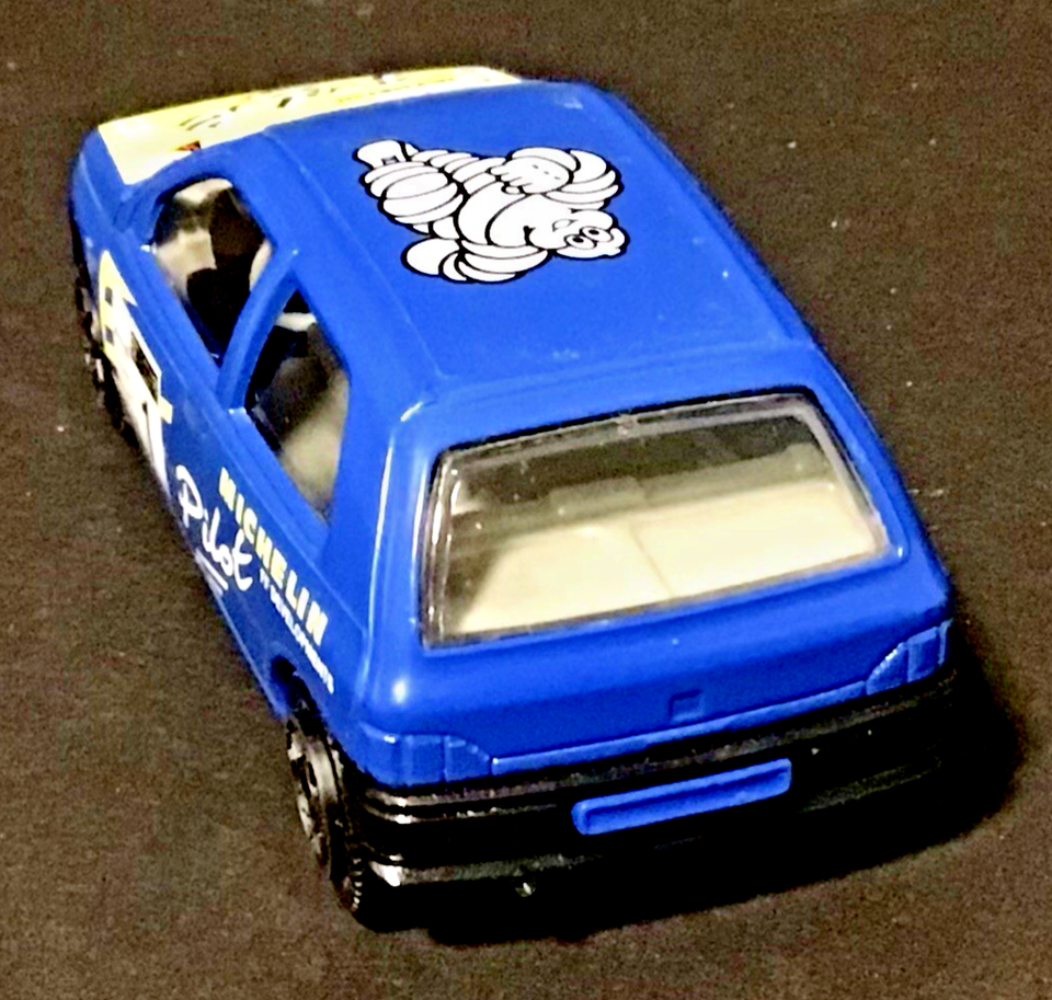 Burago 1/43 Diecast Renault Clio 16V Michelin Man Mr Bib Pilot Car NIB ...