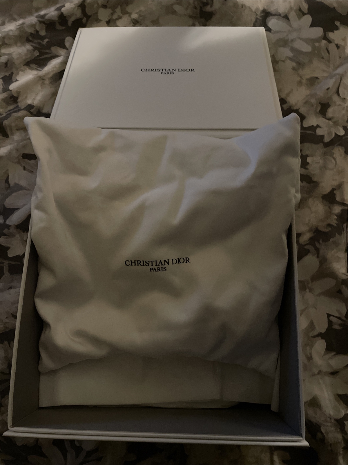 Christian Dior Perfume Box And Pillow (100% Authentic) | eBay