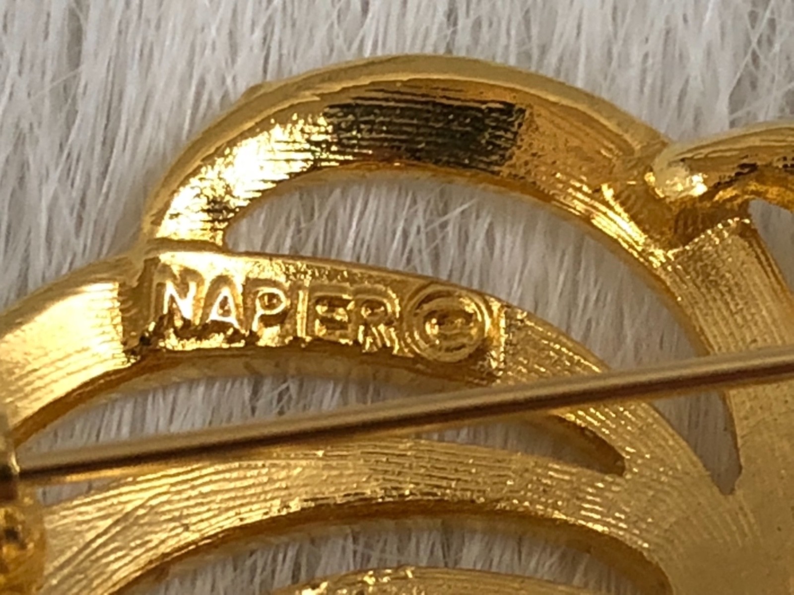 NAPIER Swirl Brooch Pin Signed Vintage Gold Tone Texture Collectible ...