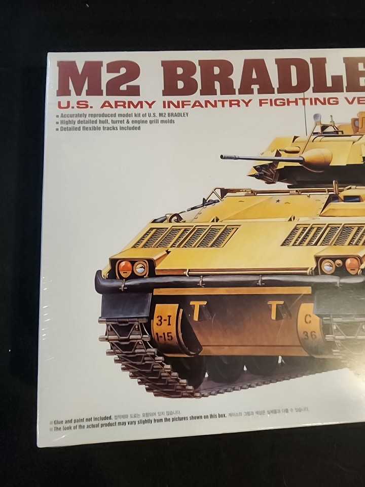 New Sealed -- Academy 13237 M2 Bradley Infantry Vehicle 1/35 Scale ...
