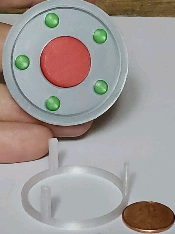 The Invaders UFO/Flying Saucer - Tiny - With Stand | eBay