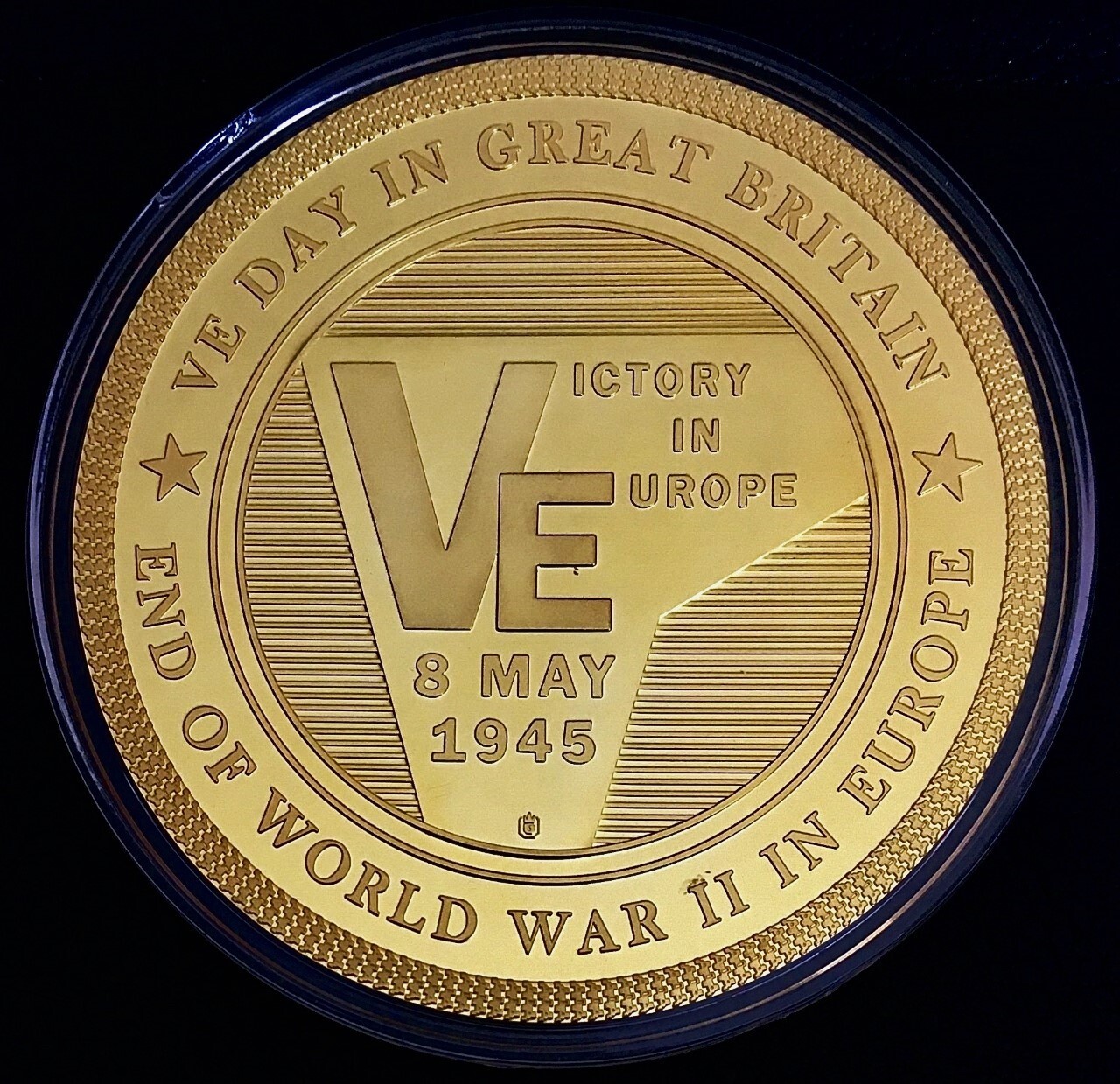 Windsor Mint "Winston Churchill VE Day with Swarovski" 70mm 2020 Coin ...