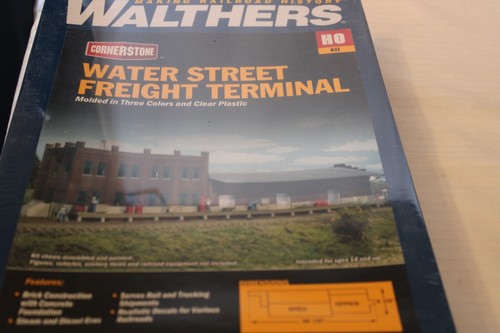 HO Scale Walthers, Water Street Freight Terminal Kit, #933-3009 BN ...