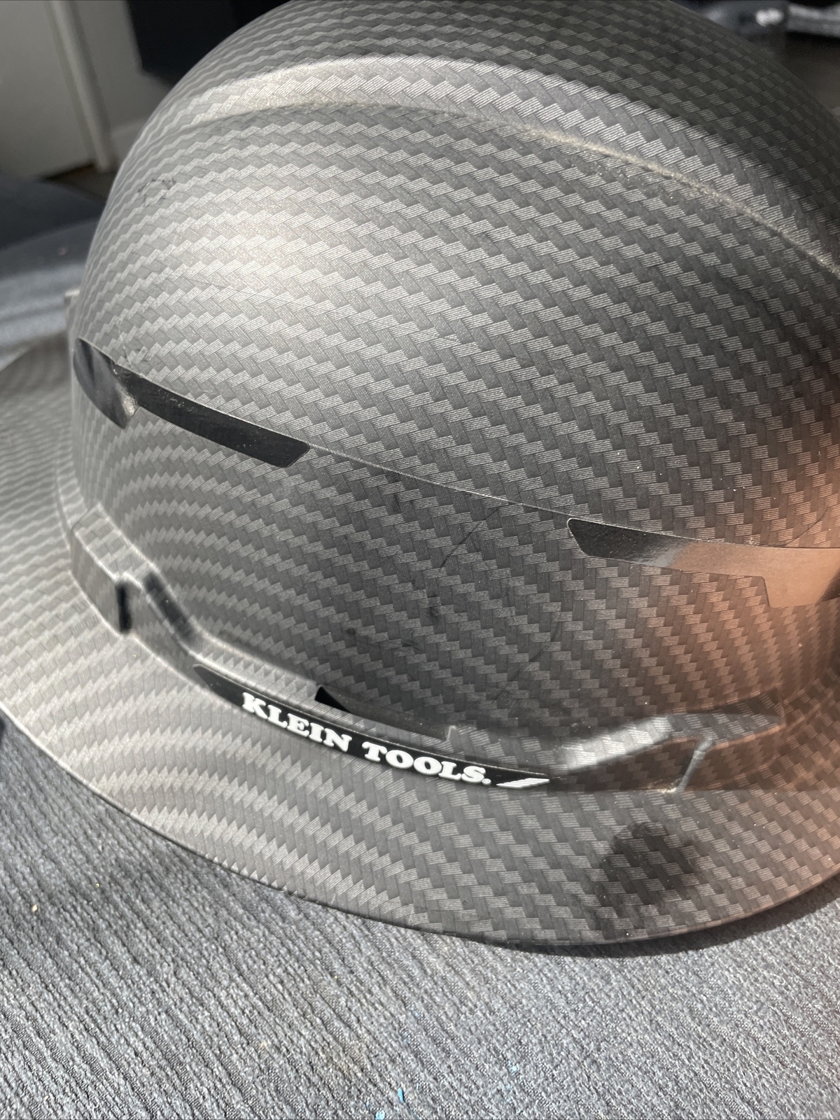 Klein Tools 60346 Hard Hat, Non-Vented Full Brim, Class E, Premium ...