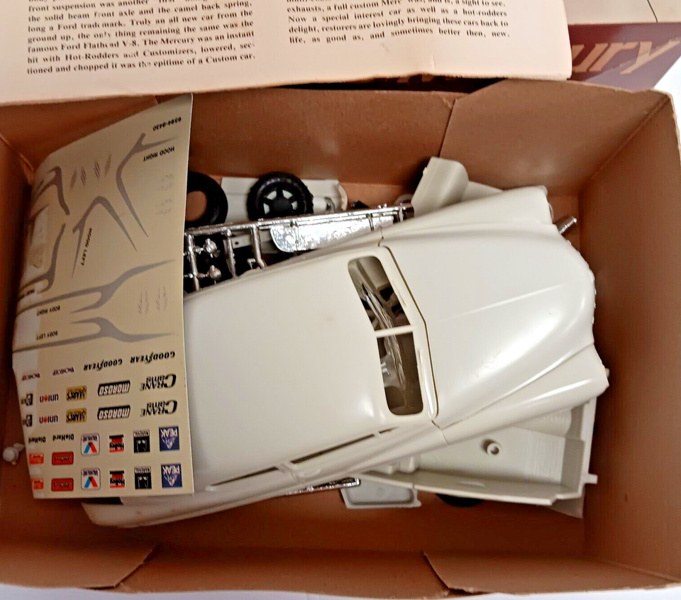 AMT 49 Mercury Coupe Model Car Kit 1:25 Scale Hot Rod | eBay