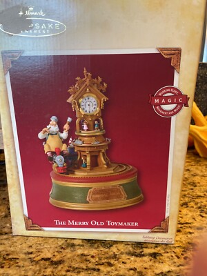 2005 Hallmark The Merry Old Toy maker Tabletop Musical Animated Santa ...
