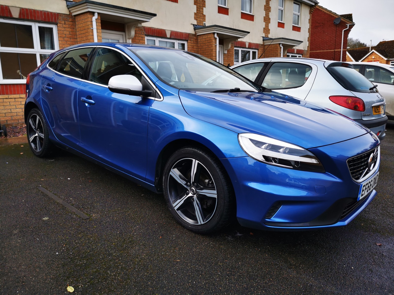 Volvo V40 D2 R Design 2016 Diesel Euro 6 Ulez Free | eBay UK