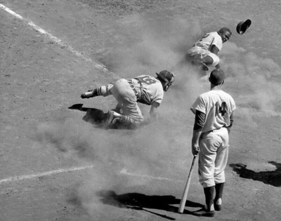 AWESOME JACKIE ROBINSON STEALS HOME, IN A CLOUD OF DUST DODGERS 8x10 ...