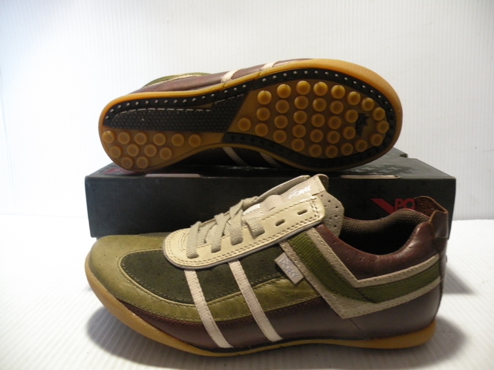 PONY DEFLECTOR CHEVRON UNISEX MEN SIZE 6.5 = WOMEN SIZE 8 SHOES BEAR ...