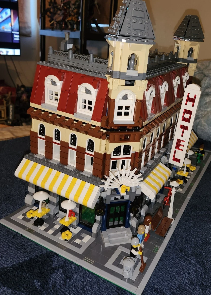 Lego Modular Buildings Cafe Corner