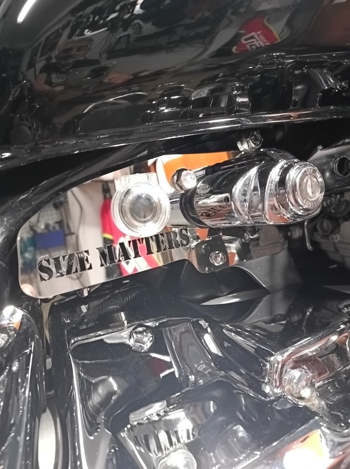 Valkyrie 1500 F6C Stainless Engine Hanger Covers - RIGHT + fingerprint ...