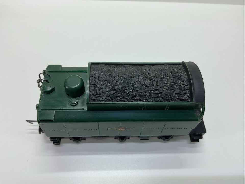 Triang Hornby Britannia 9F Evening Star - Non Motorised Tender - Pair ...