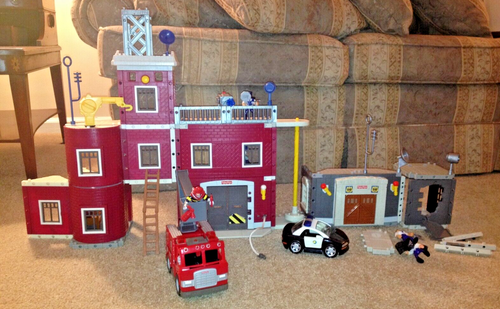 Mattel Fisher Price Imaginext Rescue Center 78328 & Police Station ...