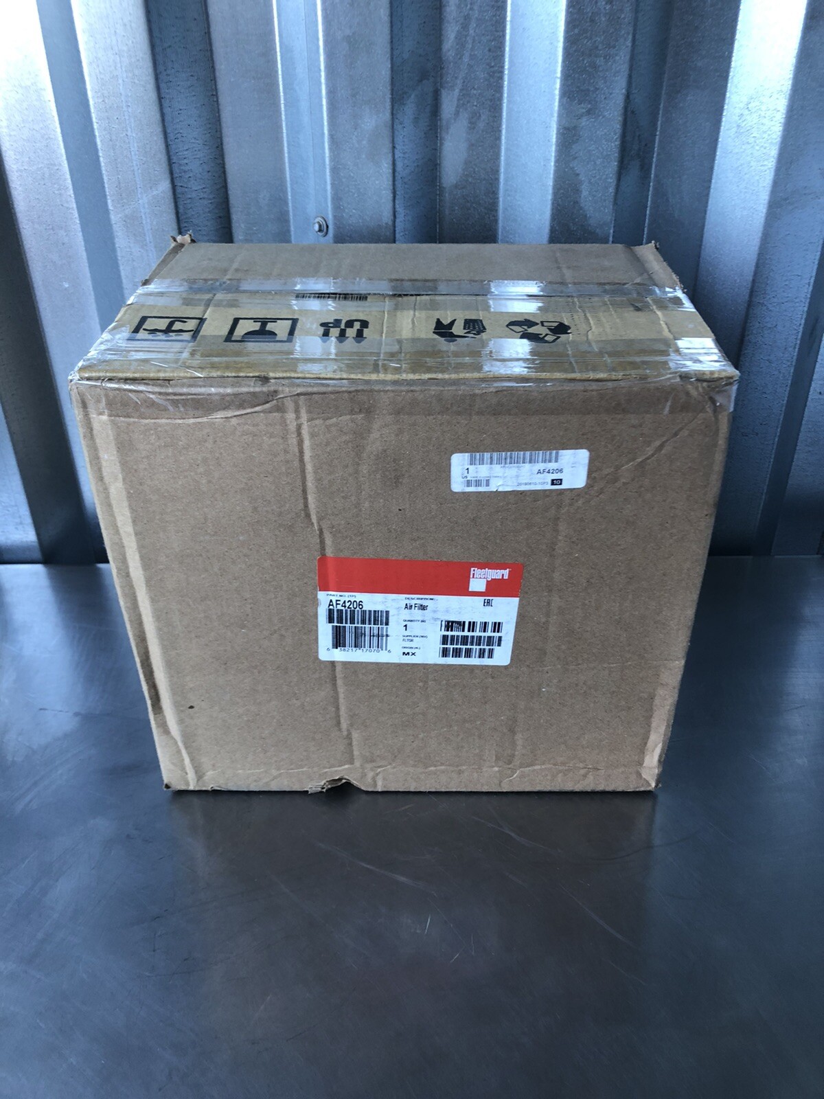 FLEETGUARD AF4060 - Air filter cross reference