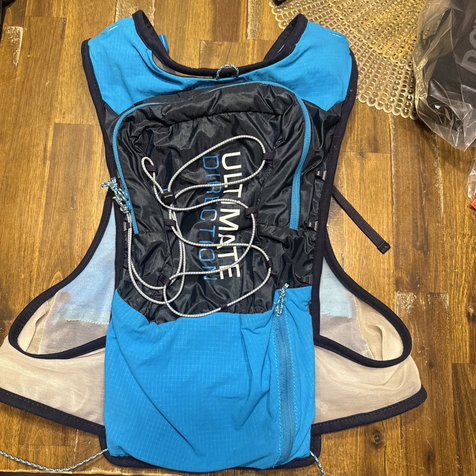 Ultimate Direction Ultra Vest 4.0 Adventure Hyrdration Vest Signature ...