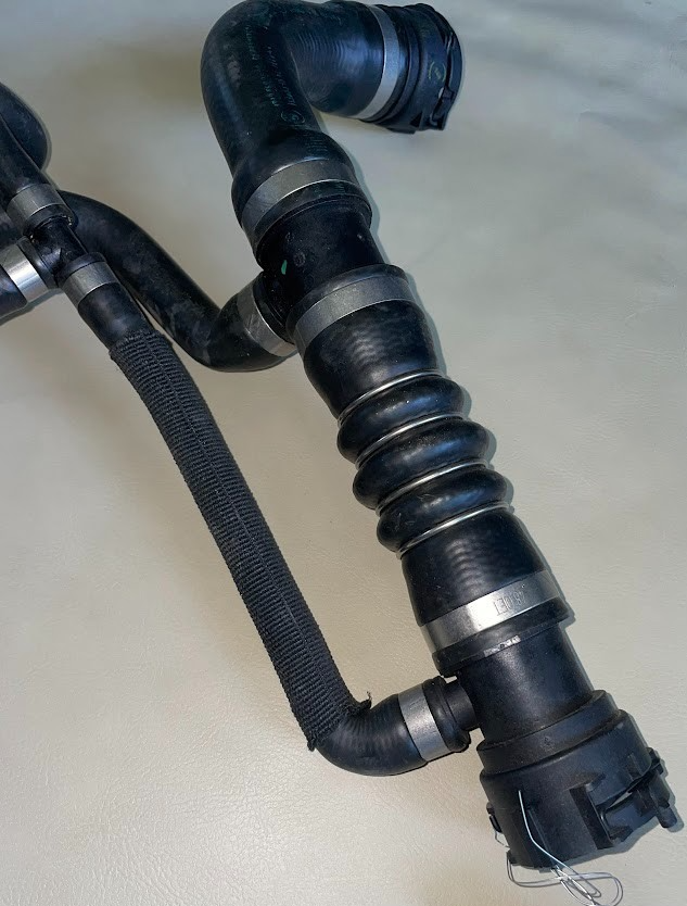 BMW Upper Radiator Coolant Hose - 17-12-7-508-038 - For 760Li & 760i ...