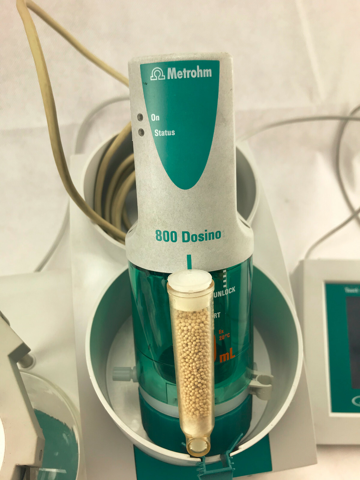 Metrohm 841 Titrando + 803 Ti Stand + 800 Dosino Touch Control with ...