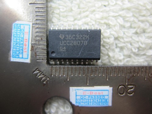 1x UCC 28070 UCC28O70 UCC2807O UCC28070D UCC28070DW UCC28070 ...