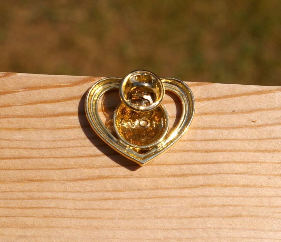 Blue & Gold Tone Metal Heart World Globe Lapel Pin Pinback Brooch Avon ...