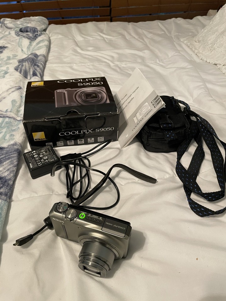 Nikon COOLPIX S9050 Silver Digicam Digital Camera W/Charger, Battery ...
