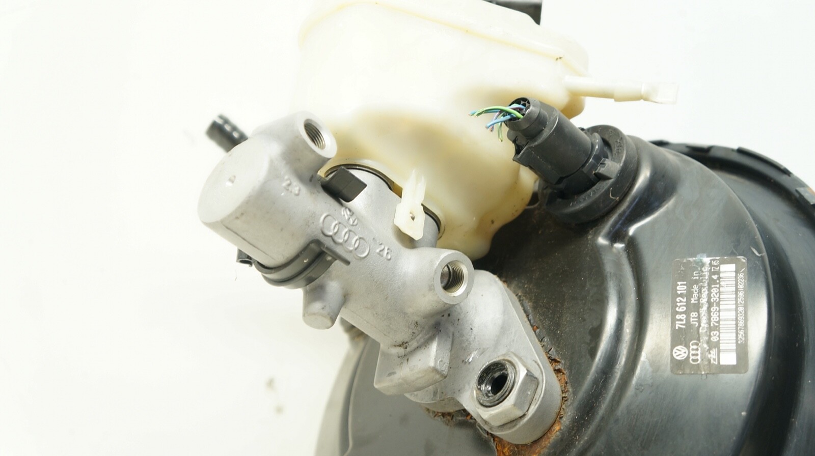 2007+2008+2009+Audi+Q7+4.2l+Power+Brake+Booster+Master+Cylinder+OEM+7l8 ...