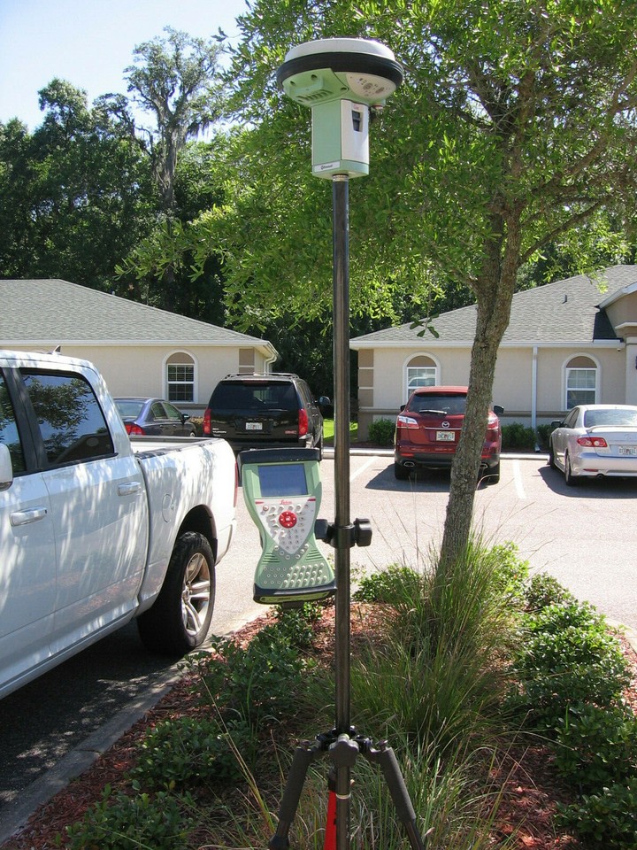 LEICA GS15 GPS GNSS RTK BASE AND ROVER KIT W/ CS15 FIELD CONTROLLER 1M ...