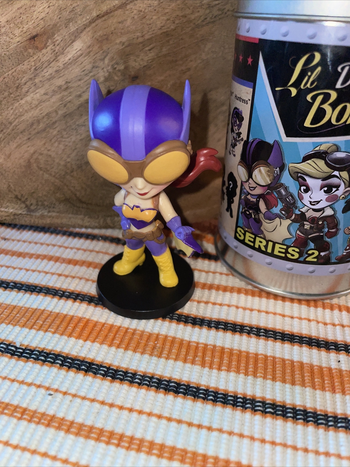 Lil DC Comics Bombshells Batgirl Vinyl Figure Series 2 | eBay