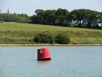 Photo 6x4 No 8 Port Hand Can on River Medina Cowes Port channel buoy ...